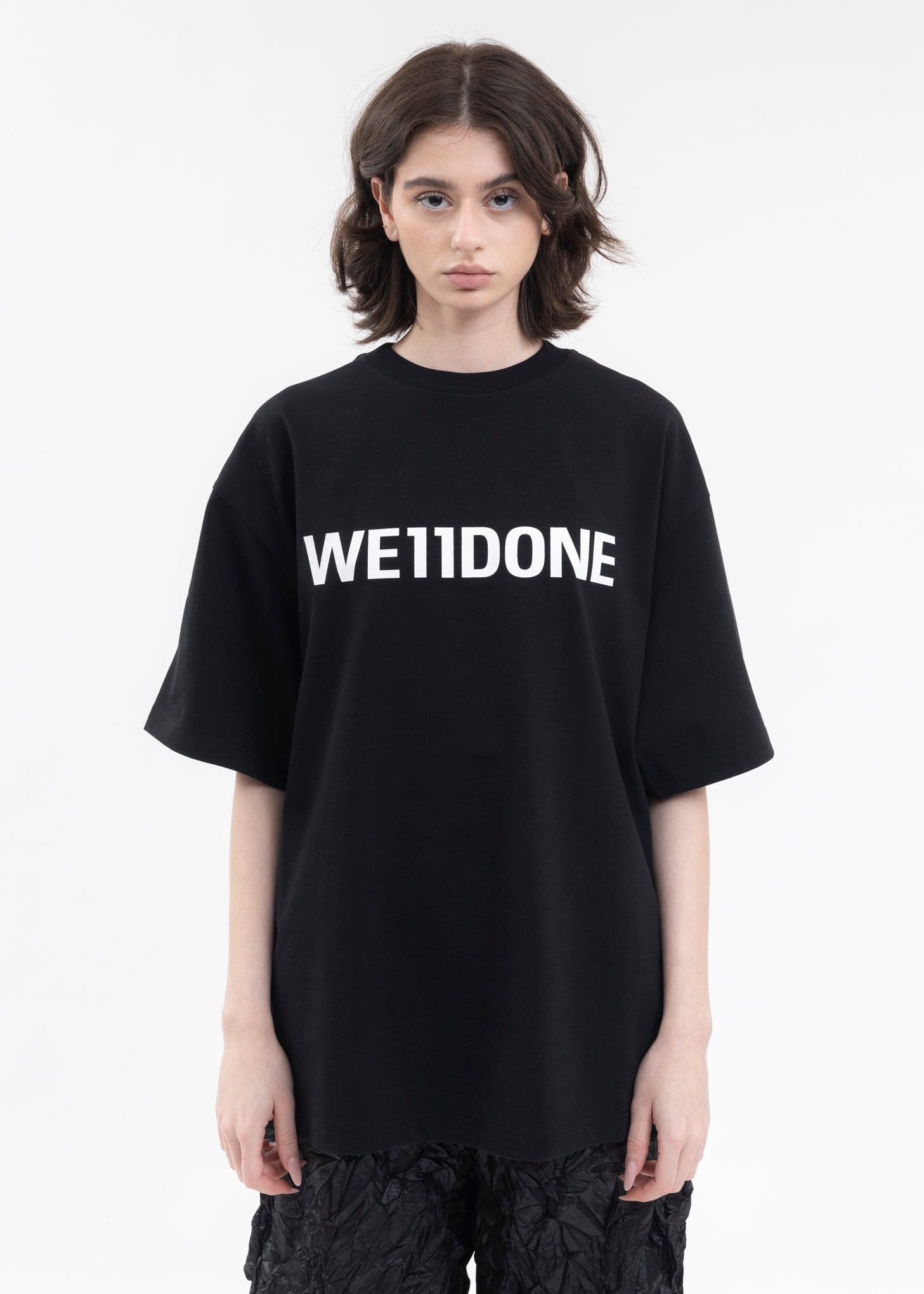 BLACK BASIC LOGO LARGE T-SHIRT – 017 Shop