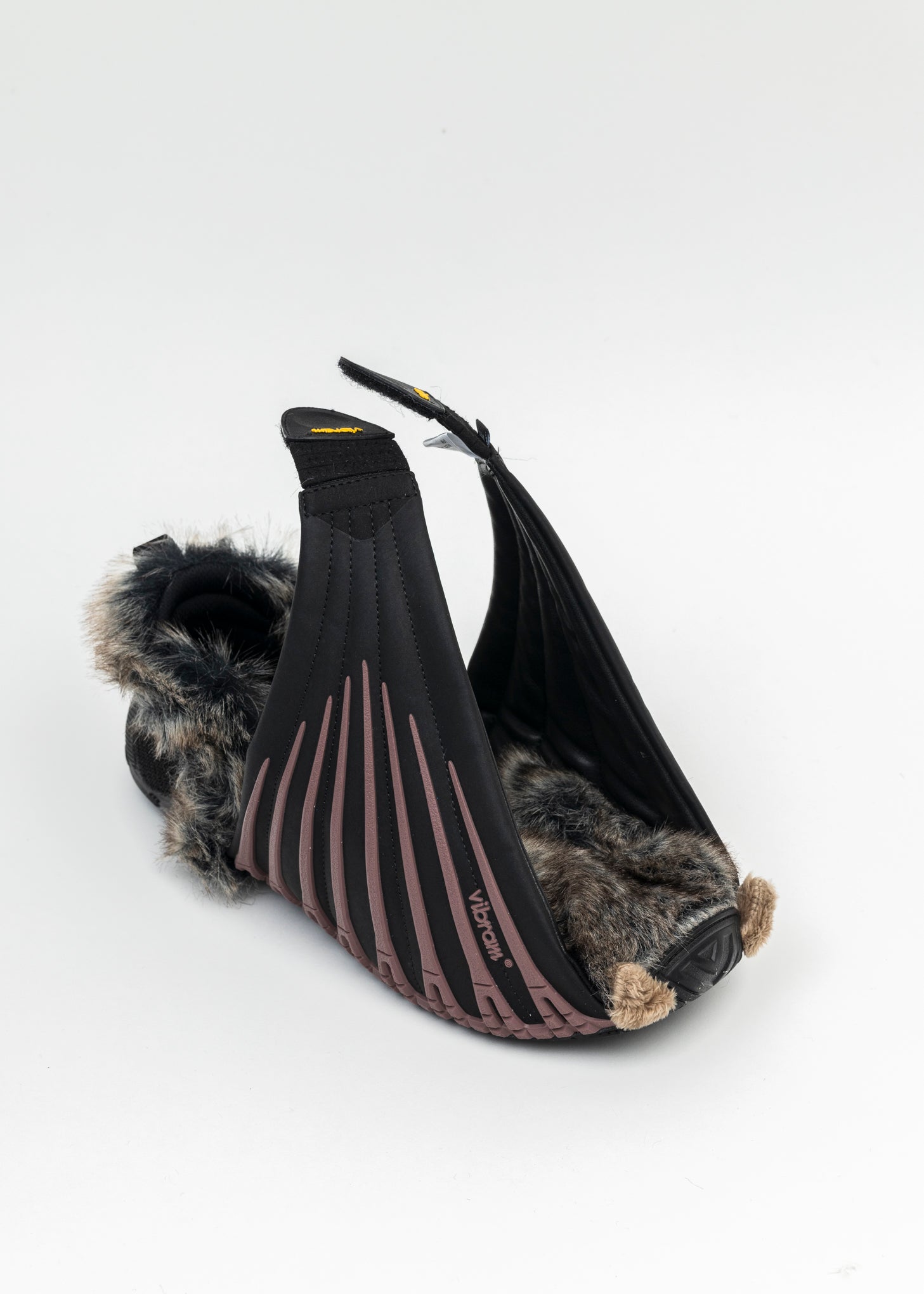 BROWN BAT RESTING SHOES – 017 Shop