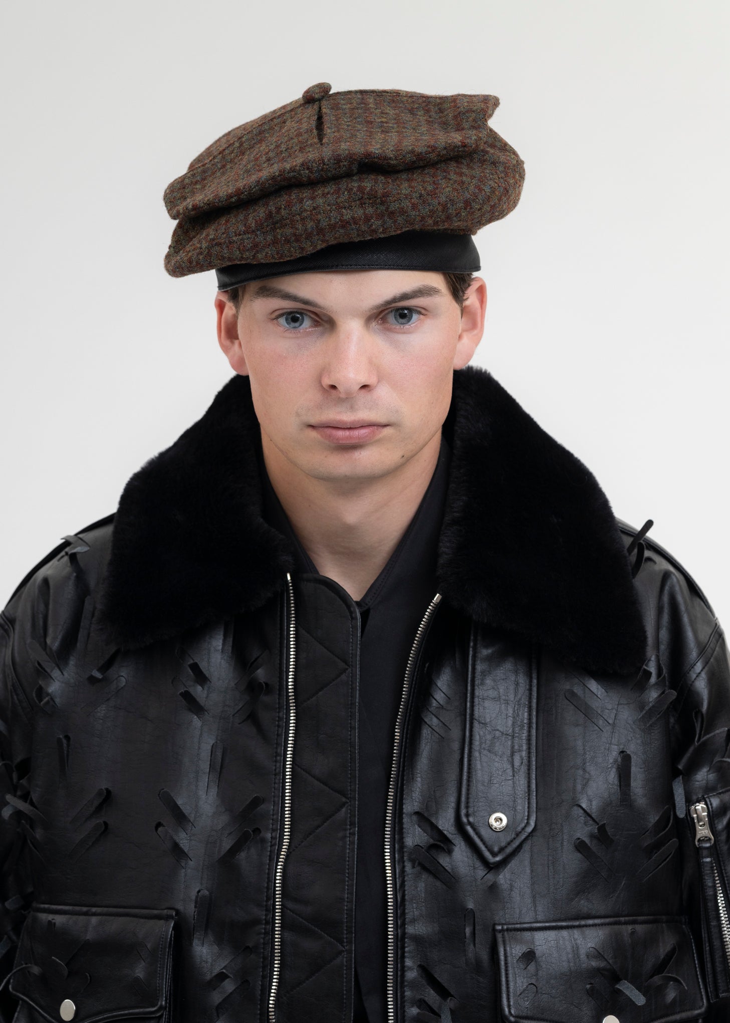 SLASHED WOOL BERET (OLIVE) – 017 Shop