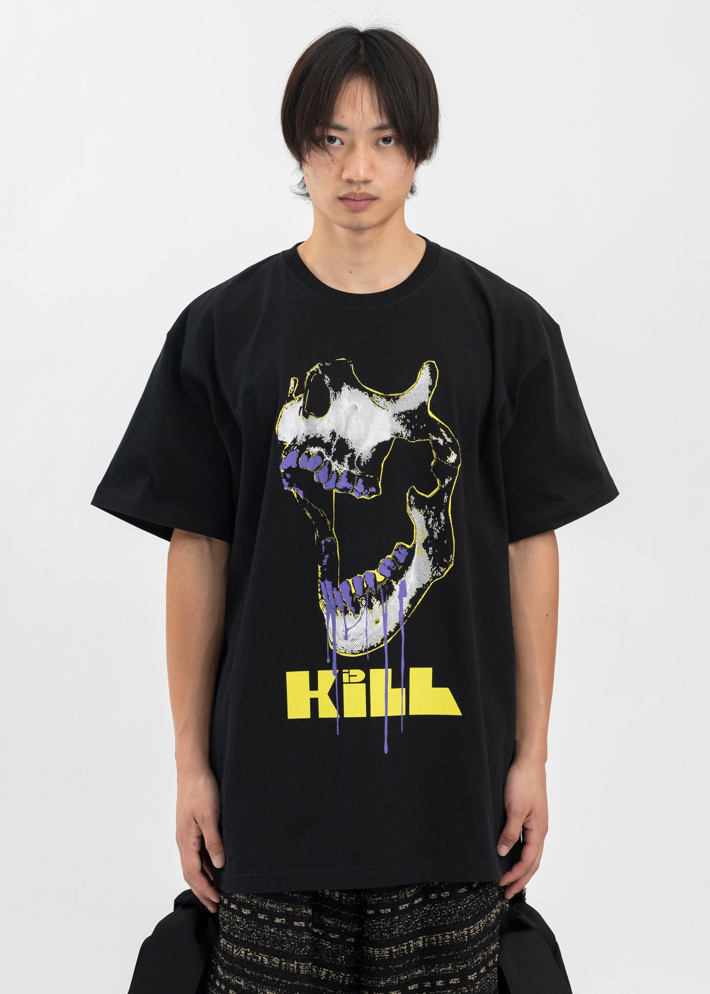 BLACK SHORT SLEEVE T-SHIRT – 017 Shop