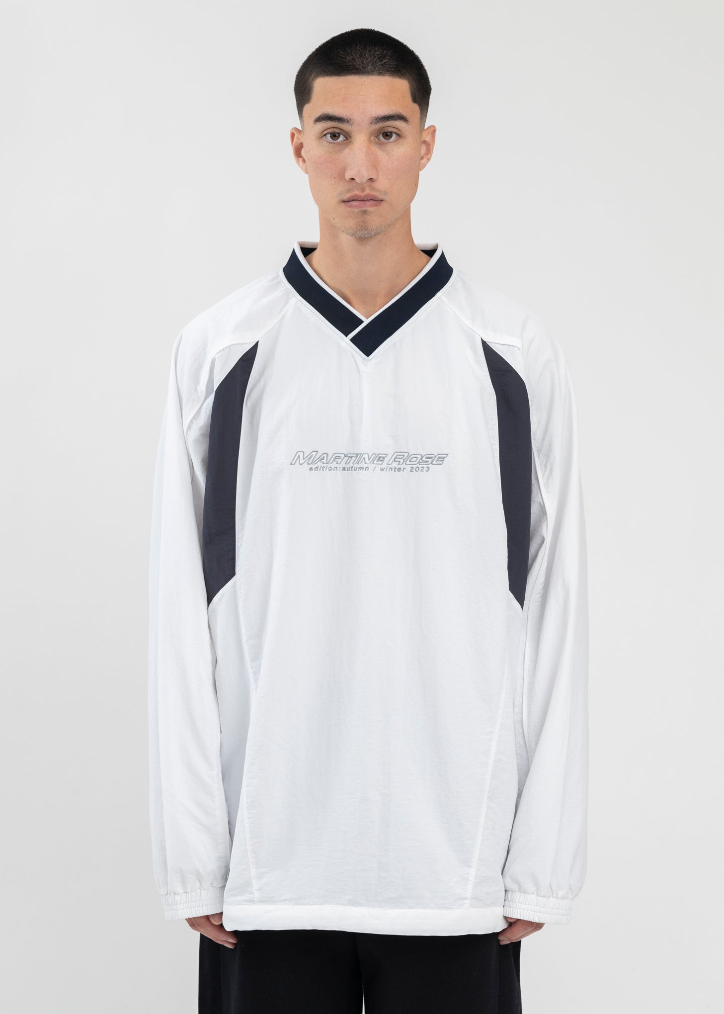 WHITE/NAVY SPORTS PULLOVER – 017 Shop