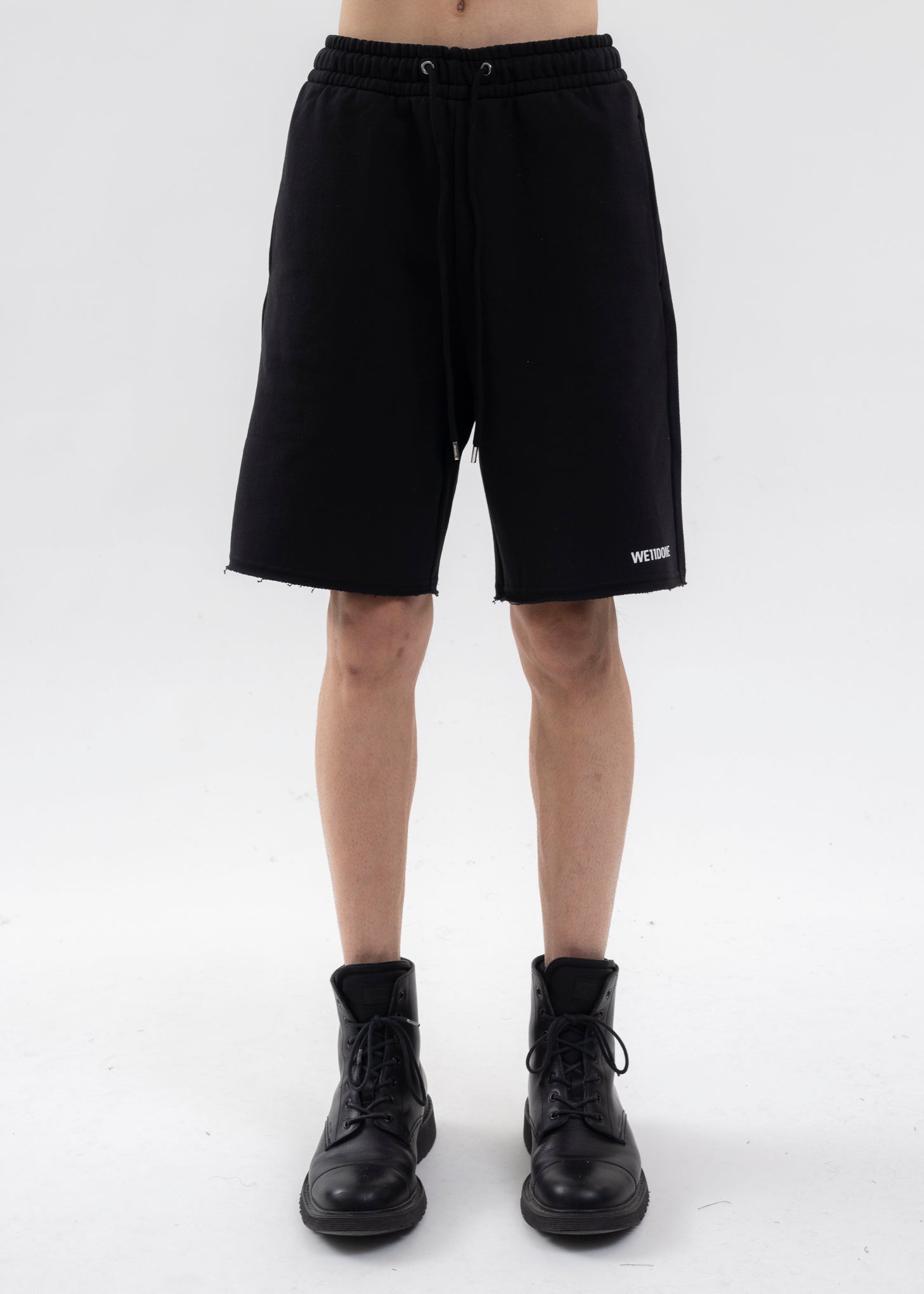 BLACK BASIC LOGO SHORTS – 017 Shop