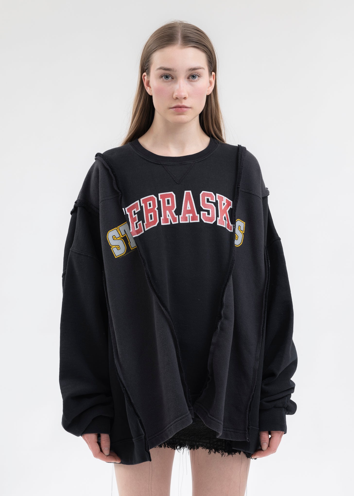 Black Wide College Sweat -Style 2 – 017 Shop