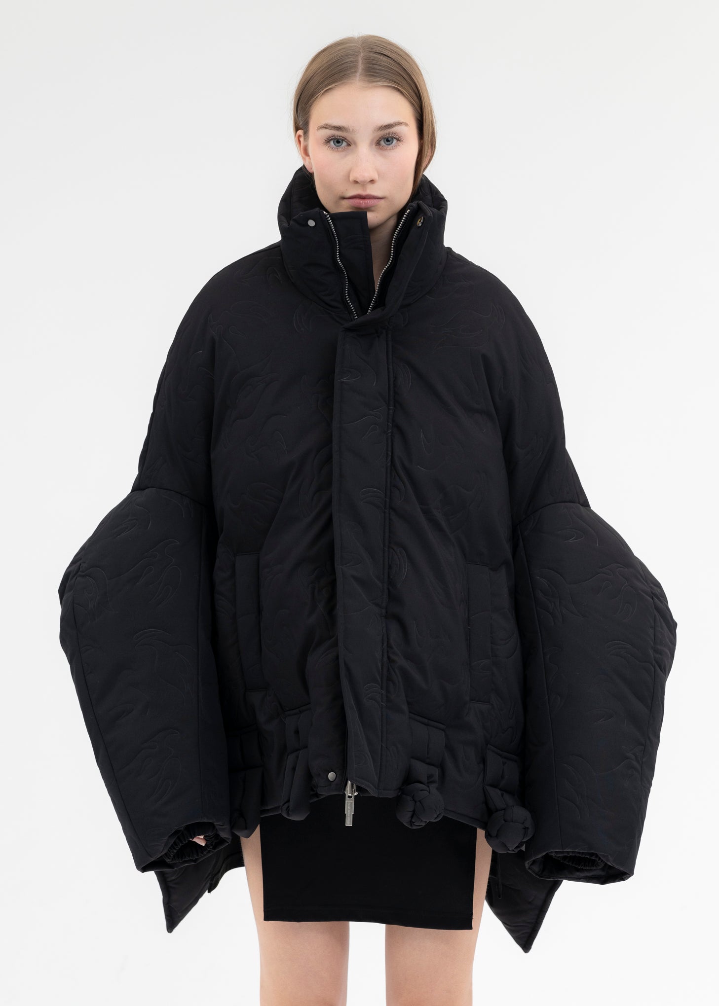 BLACK UPSIDE DOWN JACKET IN QUILTED PHOENIX – 017 Shop
