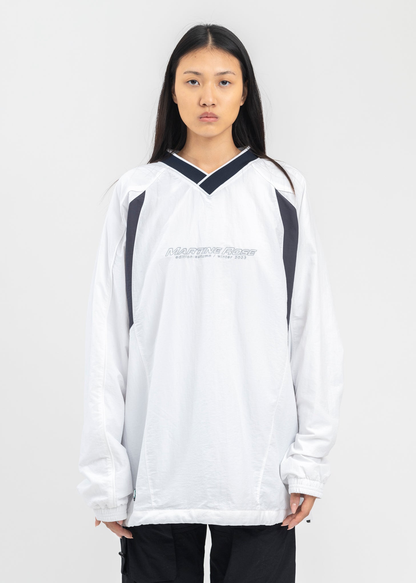 WHITE/NAVY SPORTS PULLOVER – 017 Shop