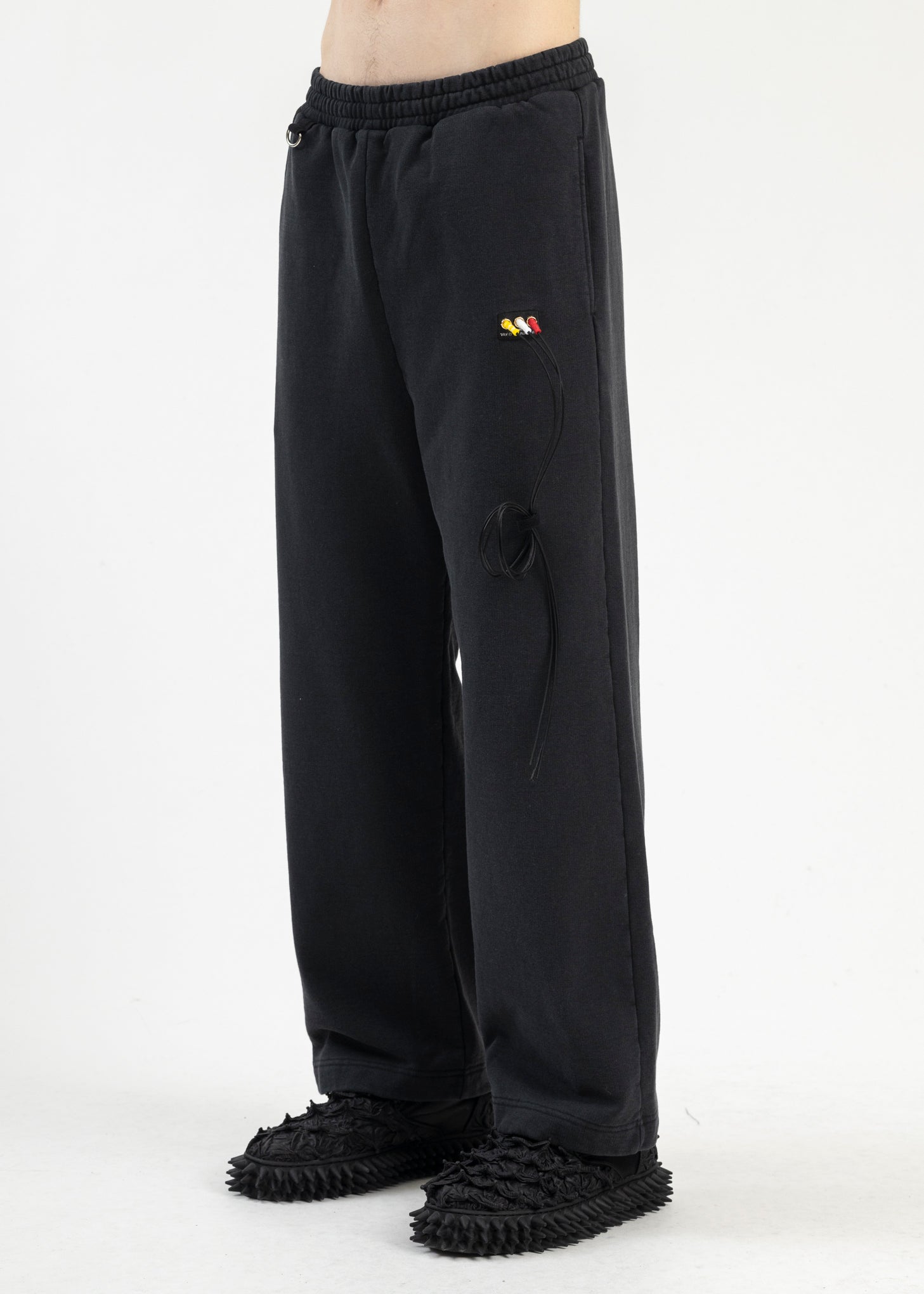 BLACK RCA CABLE EMBROIDERY SWEATPANTS – 017 Shop