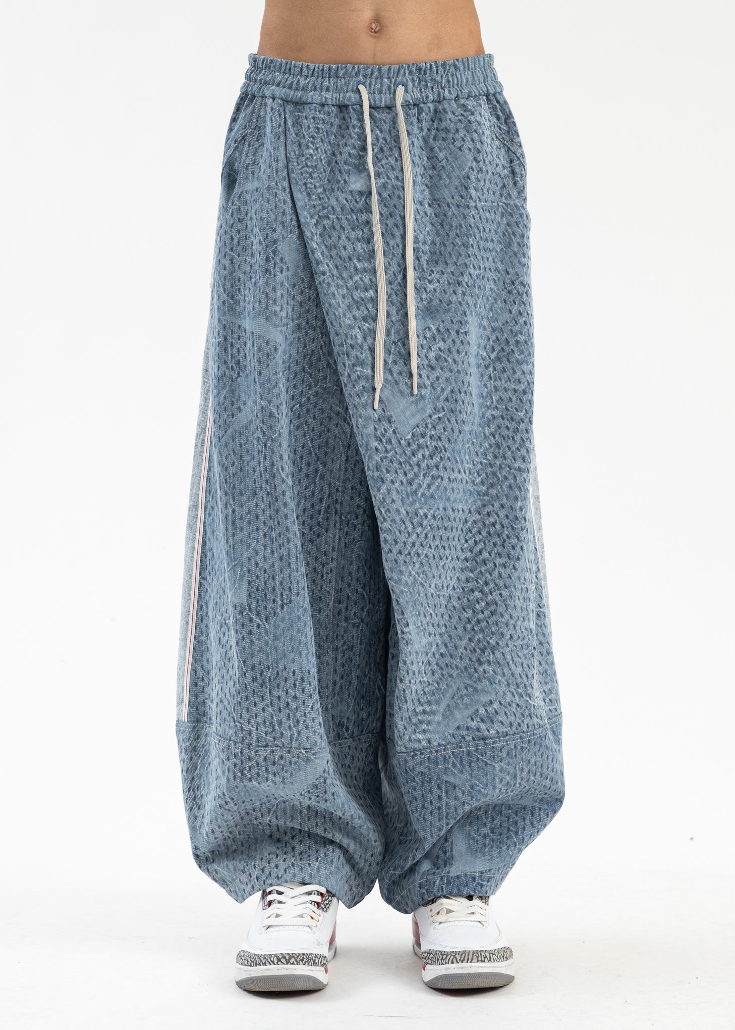 CYBER BLUE LAMAR PATTERN WASHED JEANS – 017 Shop