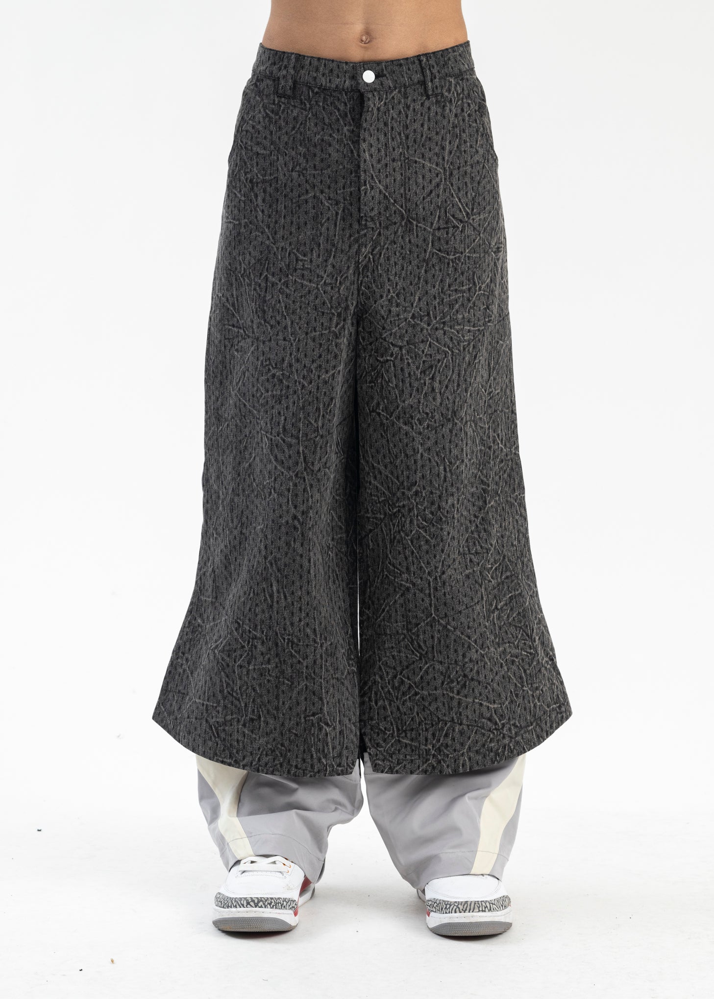 EUPHORIC BLACK PRINCE CRINKLE WASH TRACK JEANS – 017 Shop