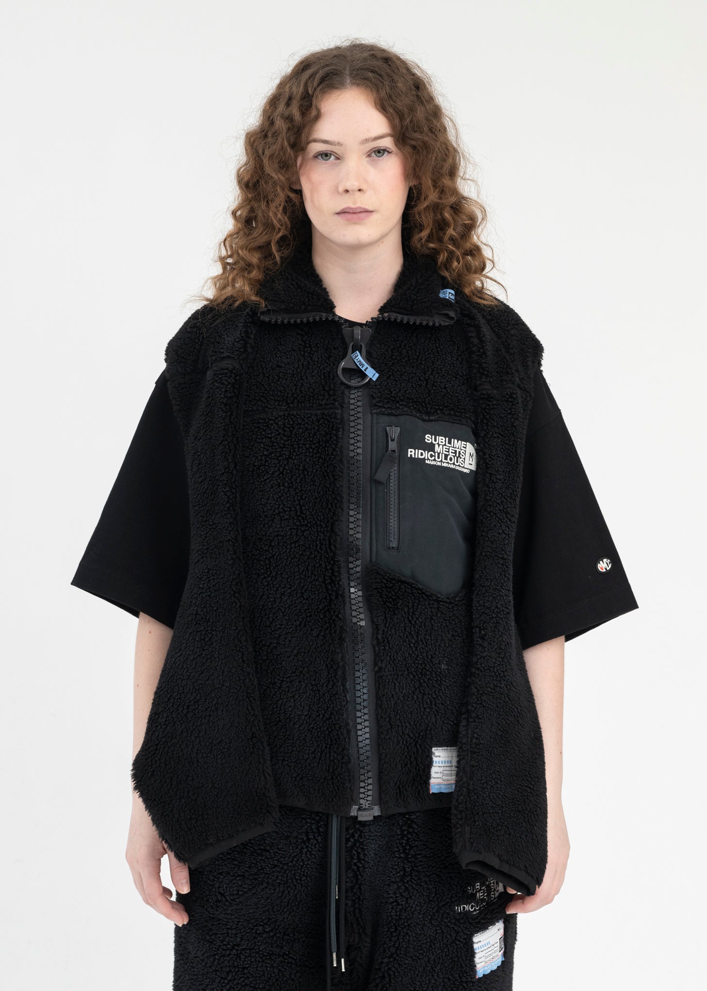 Black Hollowed-Out Boa Vest – 017 Shop