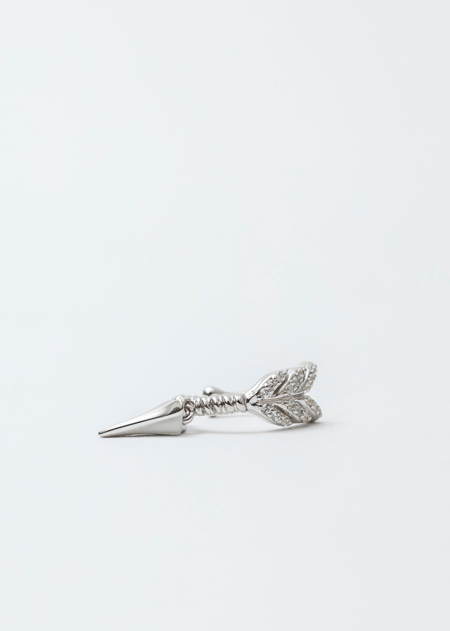 Arrow Lip-Ring – 017 Shop