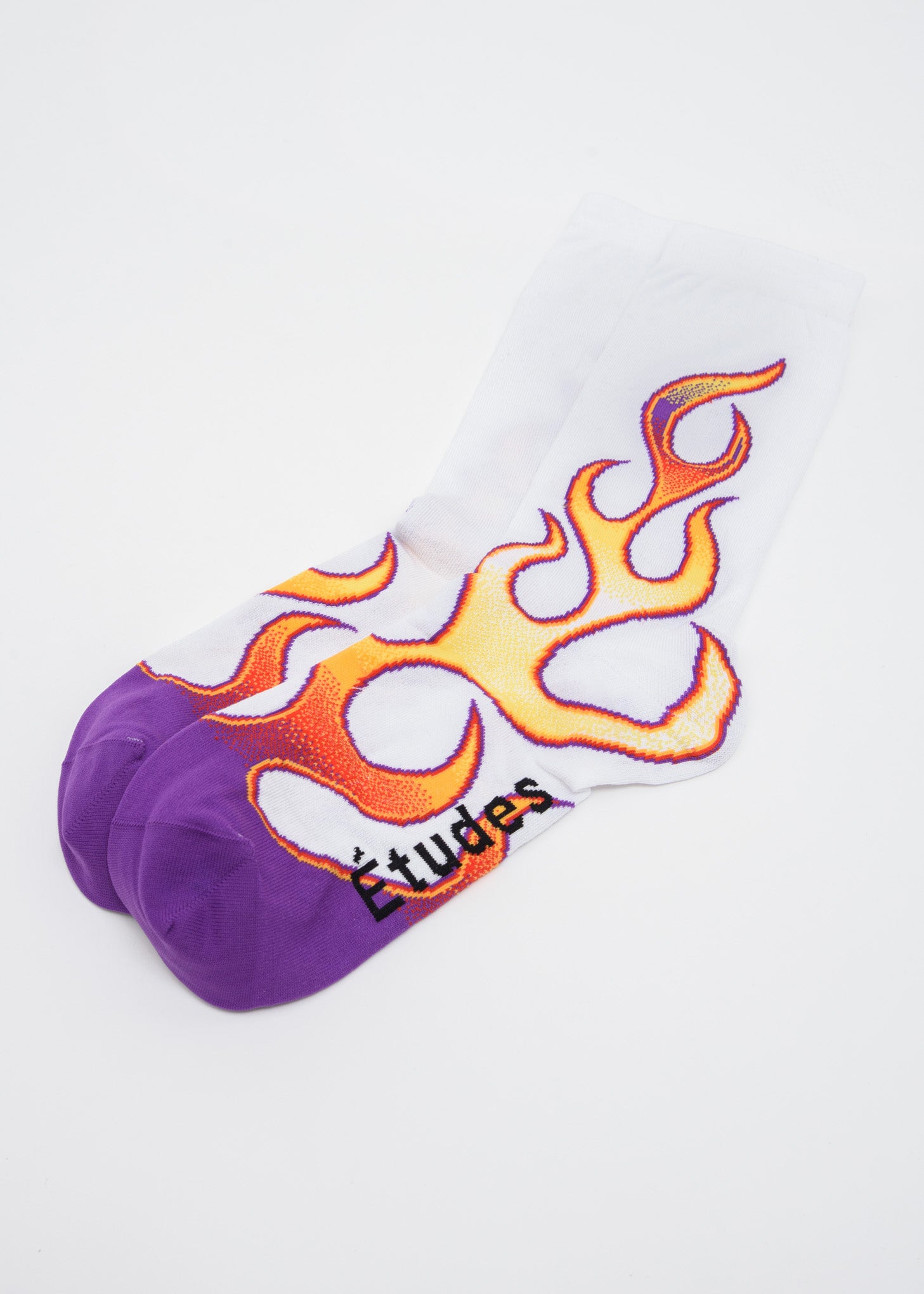 White Tunnel Flaming Socks – 017 Shop