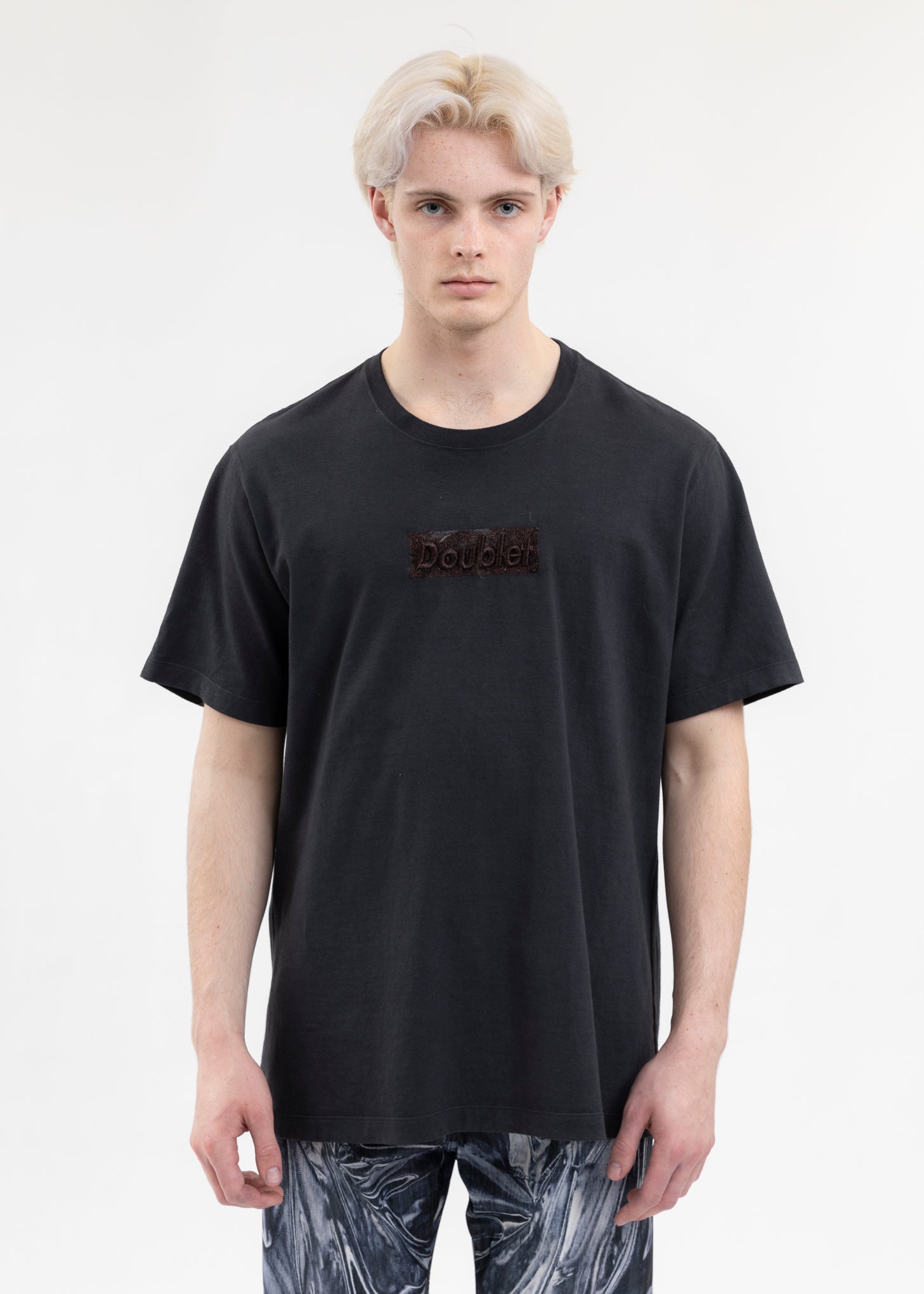 BLACK RUST EMBROIDERY T-SHIRT – 017 Shop