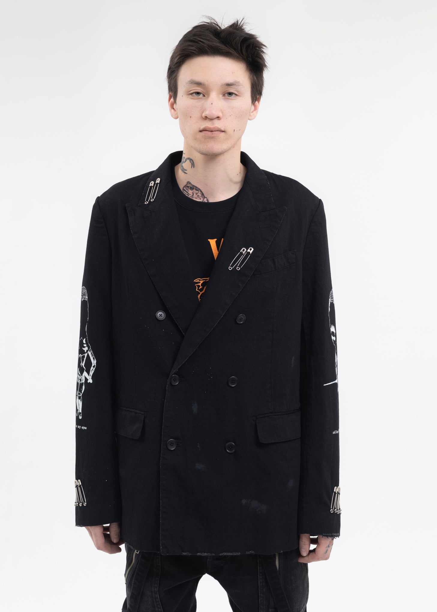 BLACK DENIM TAILORED JACKET - DISTRESSED DENIM – 017 Shop