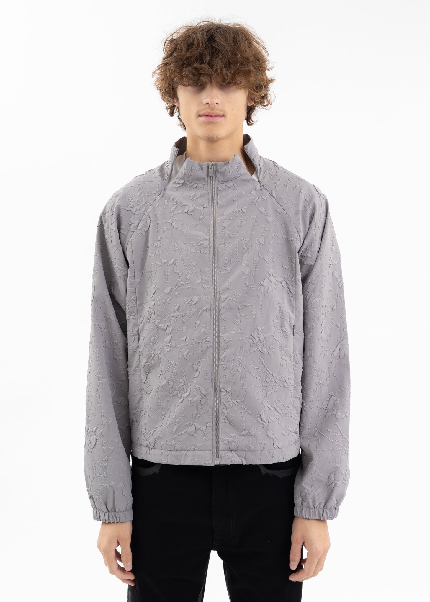 LIGHT GREY SOLITAIRE WINDBREAKER – 017 Shop