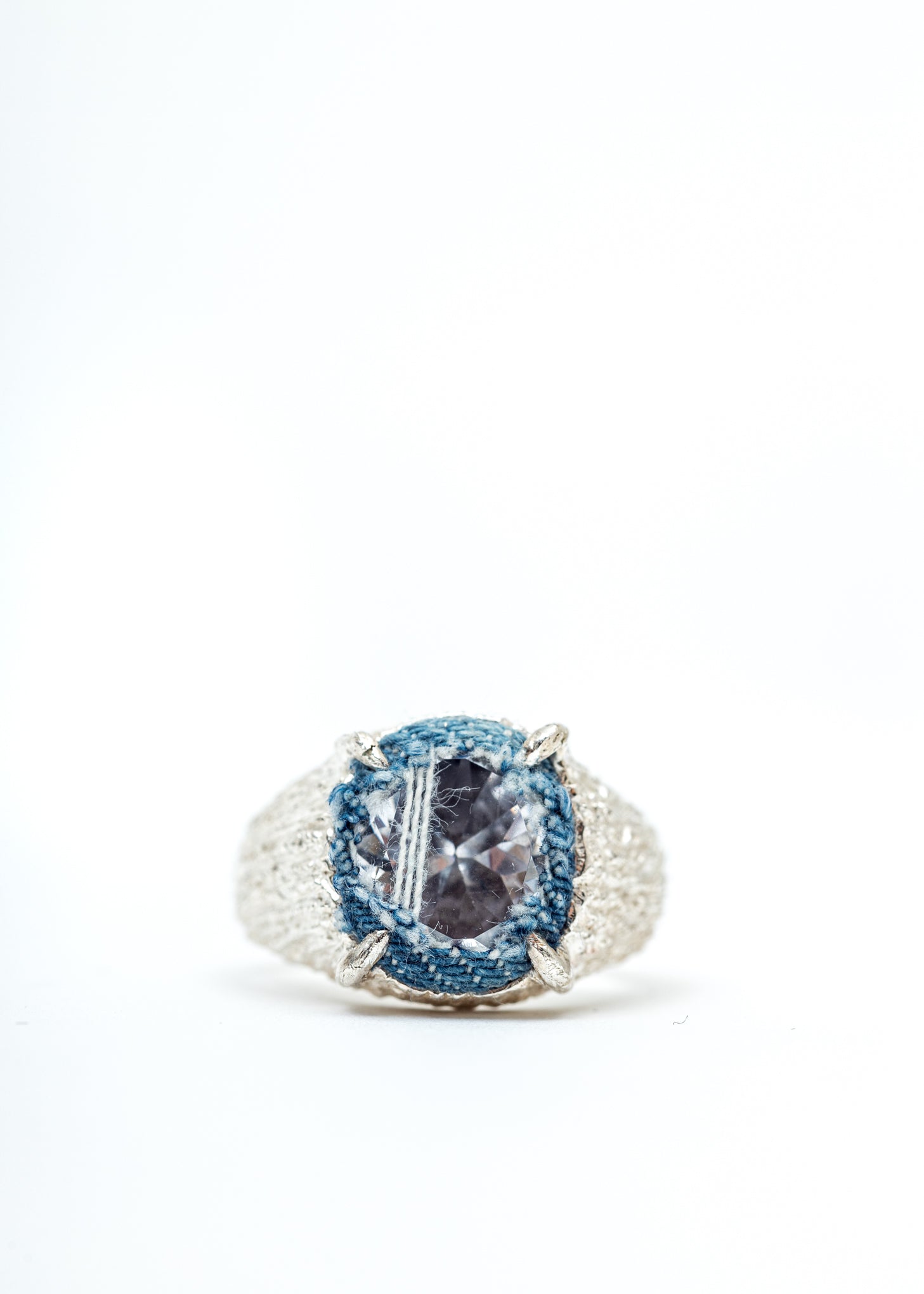 Silver Denim Oval Planet Signet Ring (Blue Denim, Clear Stone) – 017 Shop
