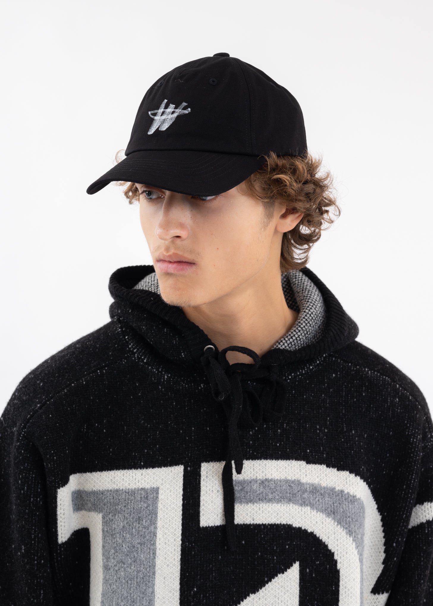 BLACK WD ONE LOGO CAP – 017 Shop