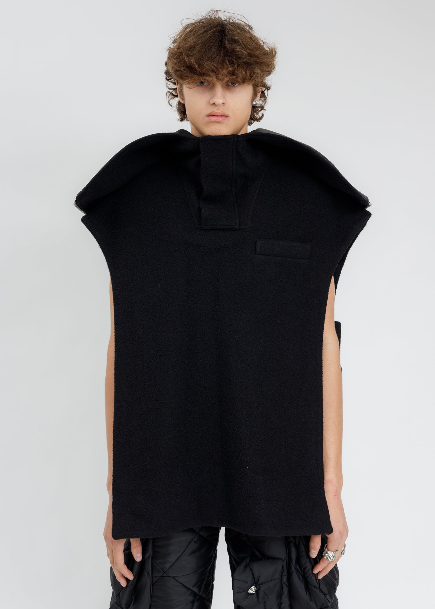 Black Box Shape Pattern Artwork Vest – 017 Shop