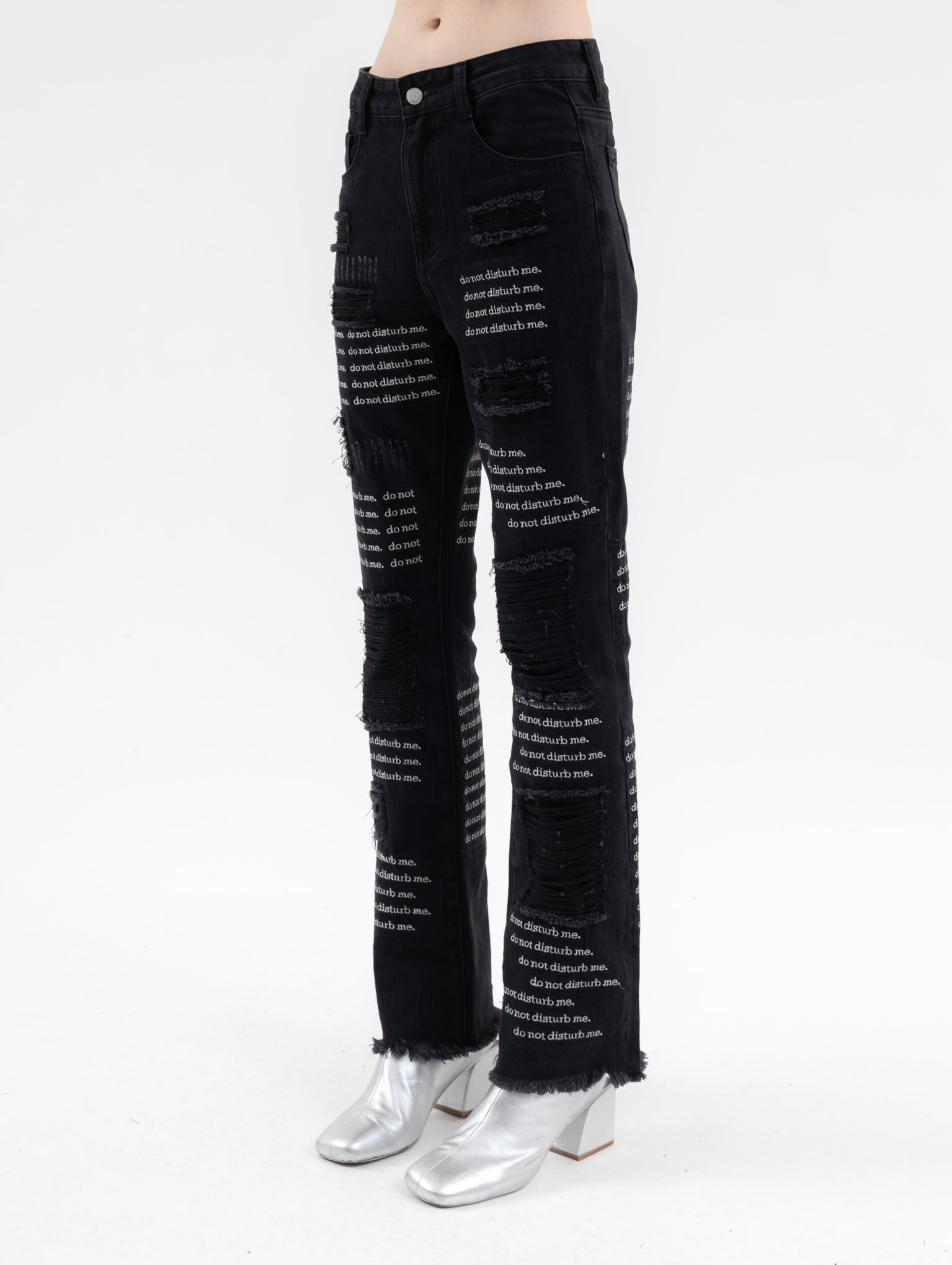 BLACK EMBROIDERY DENIM JEANS – 017 Shop
