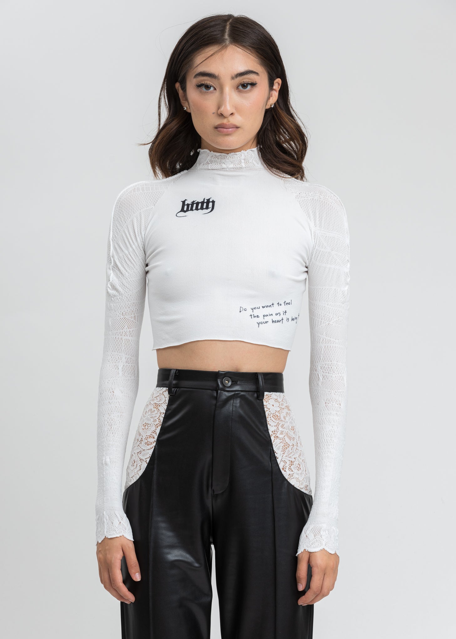 White Pain Top – 017 Shop