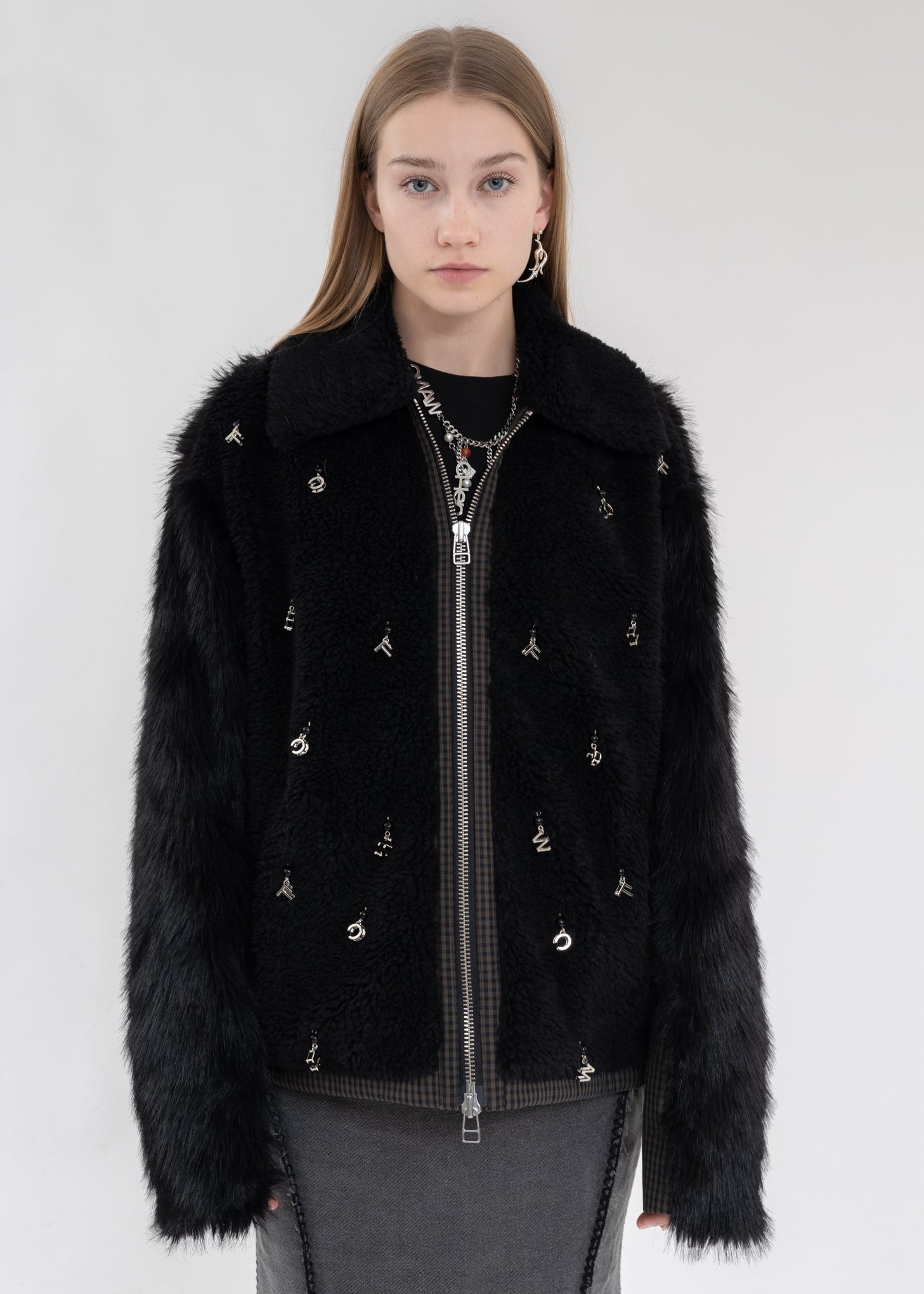 Black Fleece Letter Pendant Jacket – 017 Shop