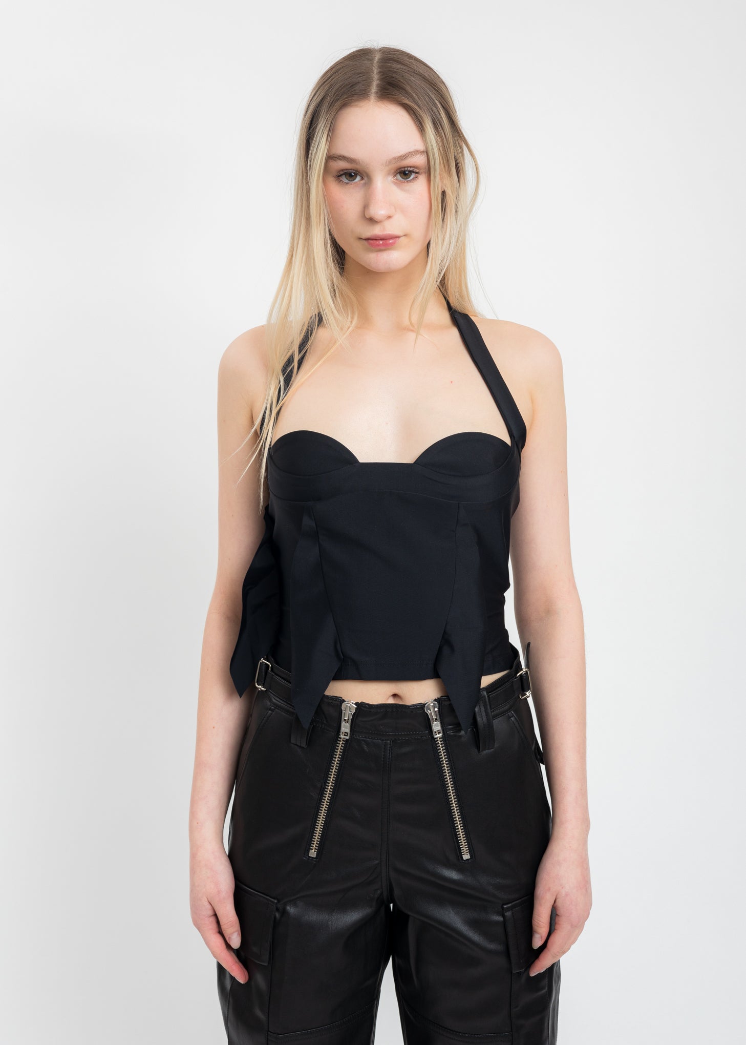 Black Knitted Cropped Raffle Top – 017 Shop