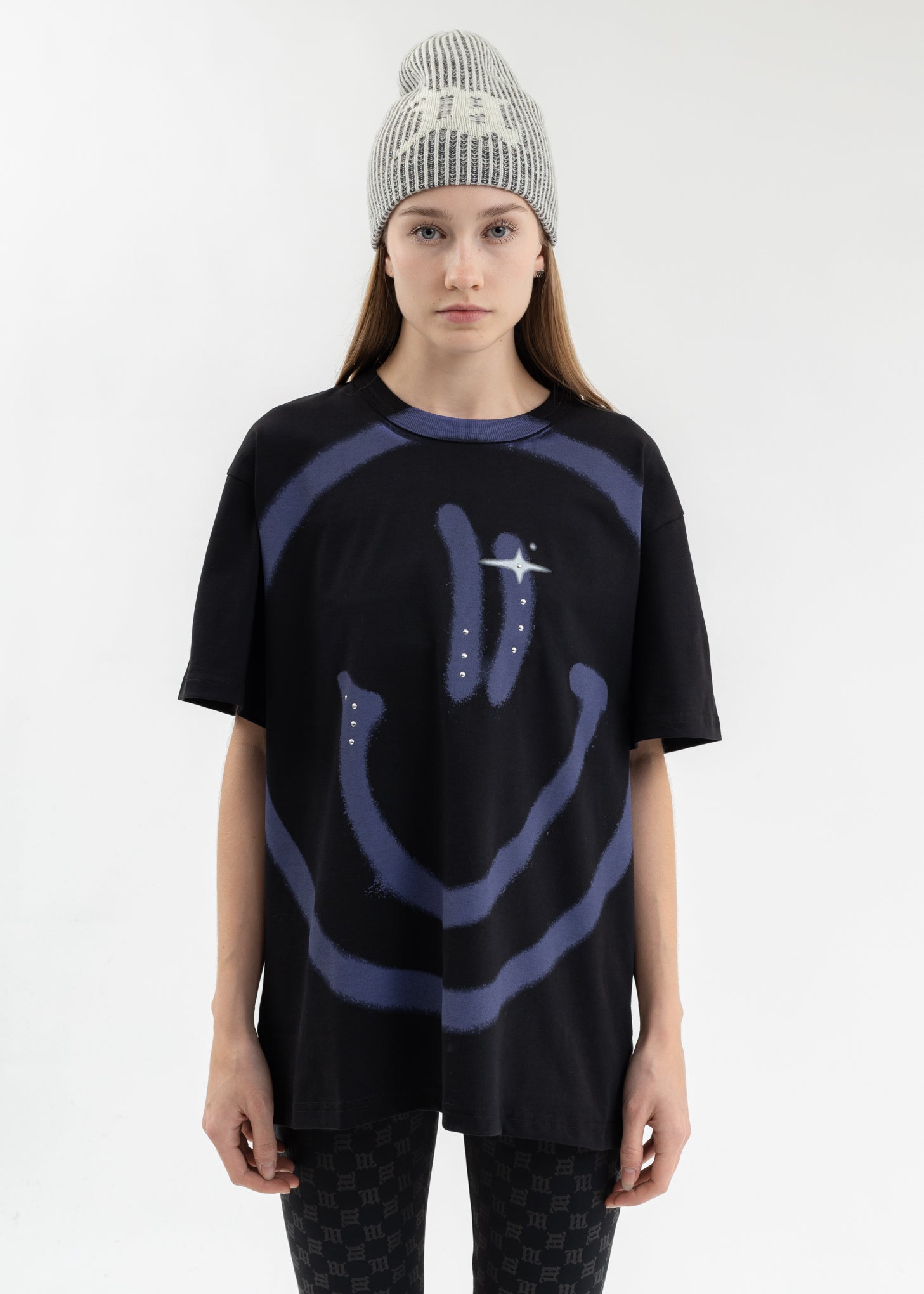 BLACK GIGA SMILEY TSHIRT – 017 Shop