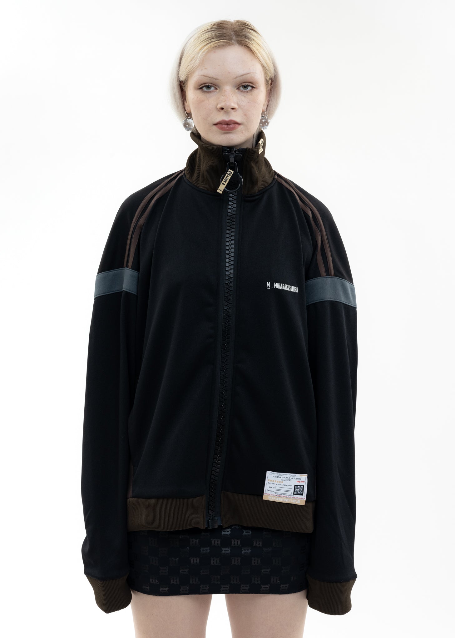 Black Wide Back Track Jacket – 017 Shop