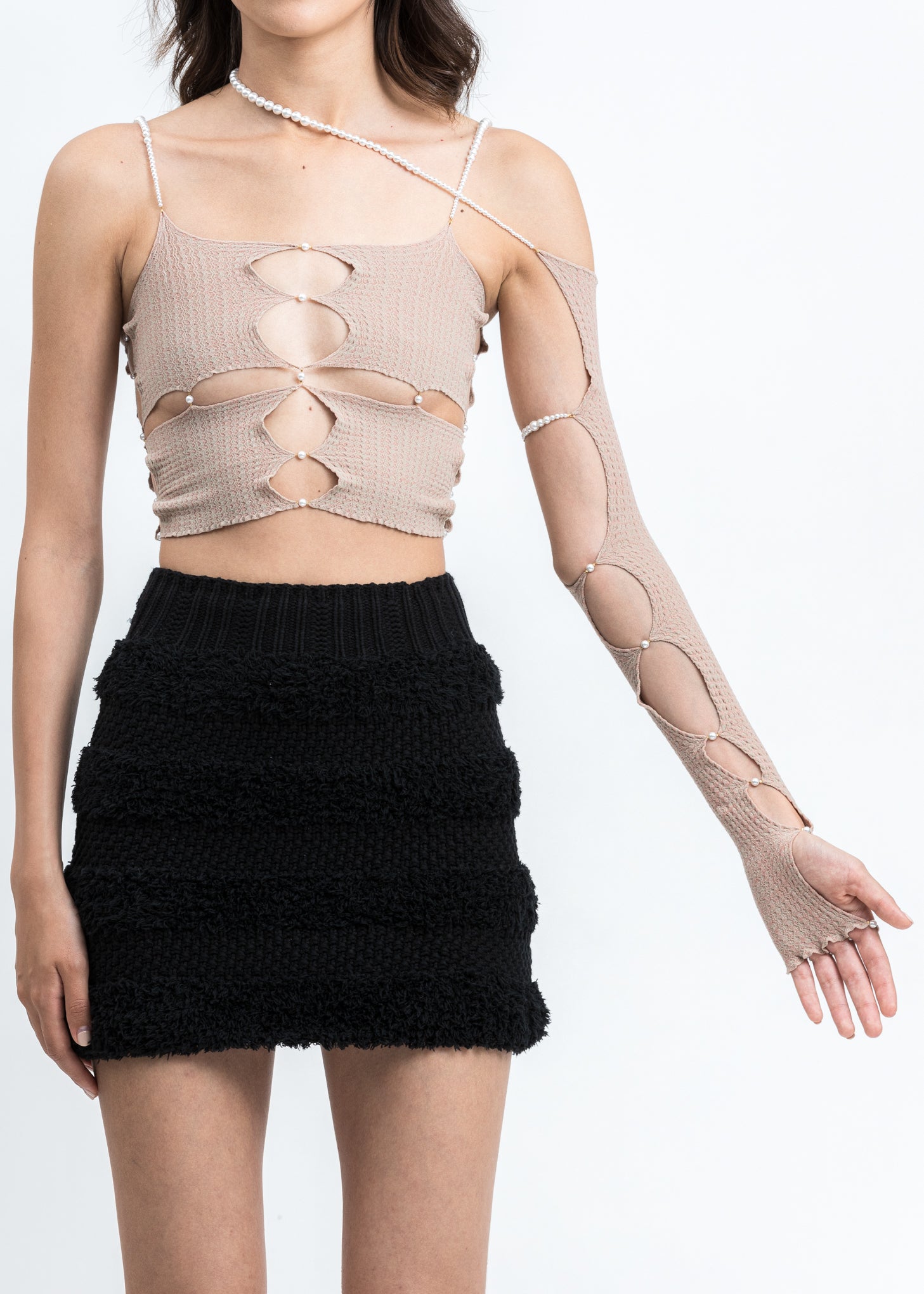 Beige Single Arm Sleeve w Crossbody Chain – 017 Shop