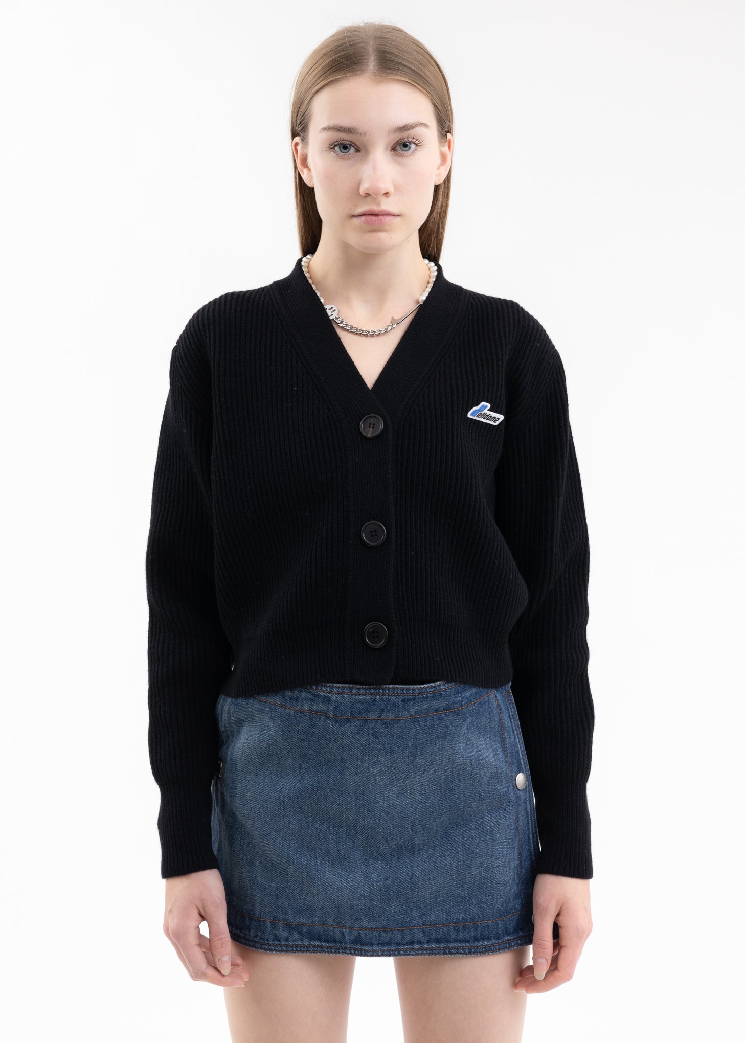 BLACK LOGO PATCHED KNIT CARDIGAN – 017 Shop