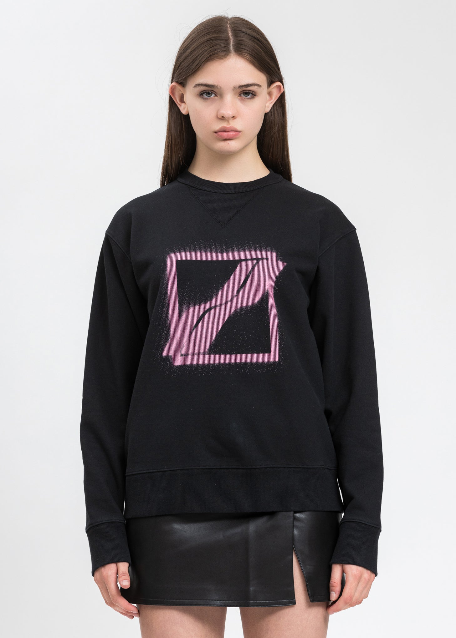 Black Slim Logo Sweater – 017 Shop
