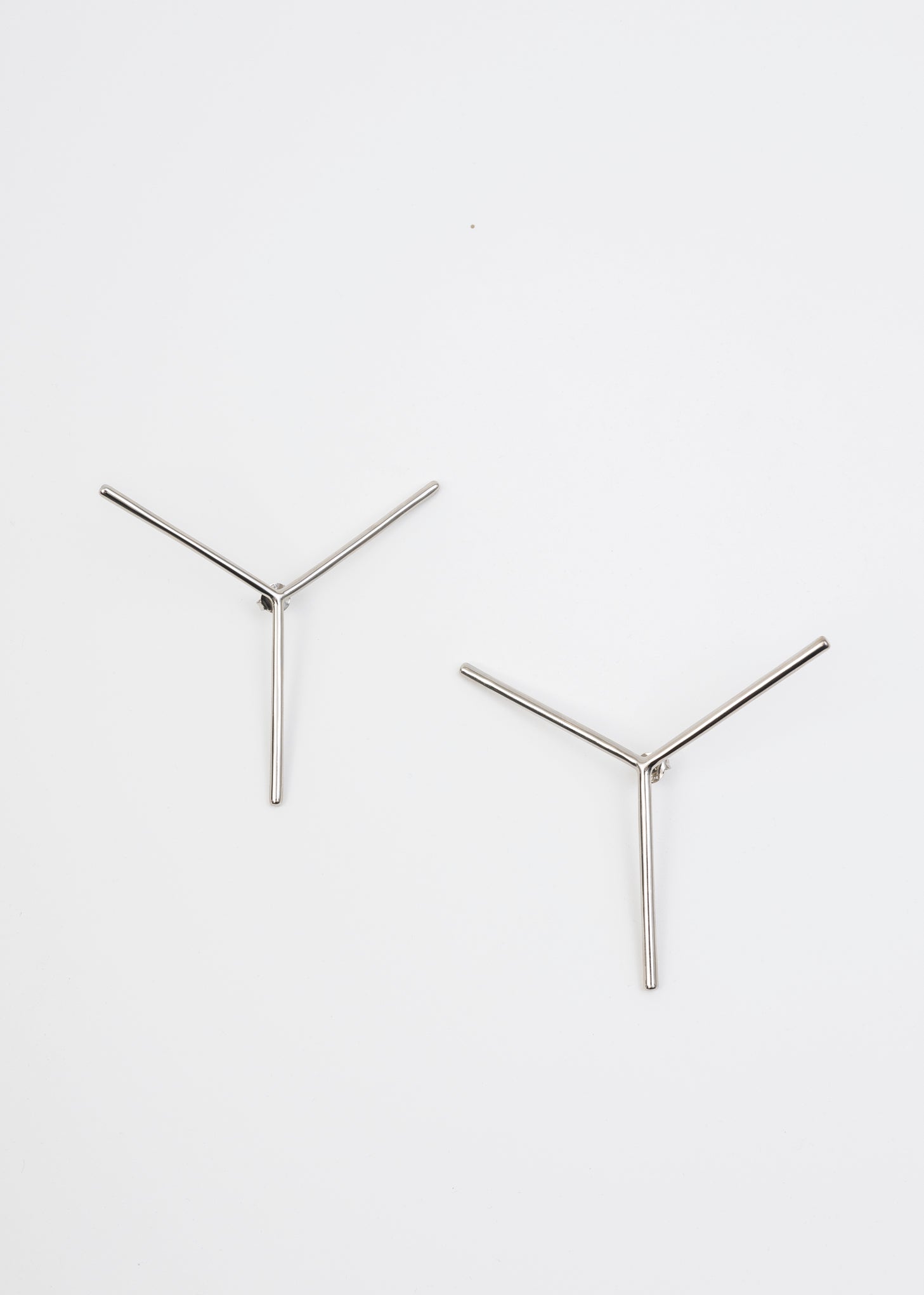 SILVER MAXI Y EARRING - SINGLE – 017 Shop