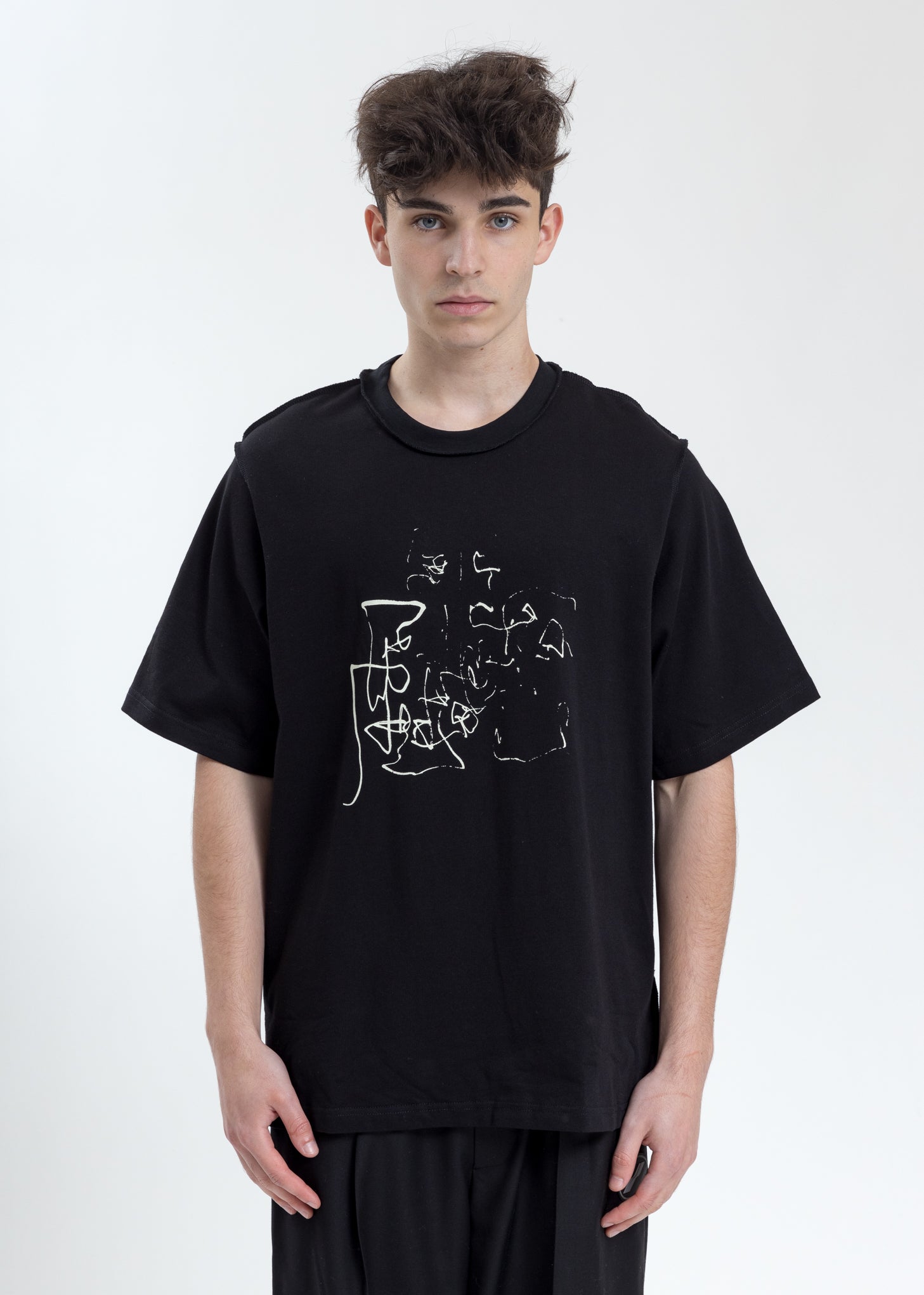 Black "Linellae PT.1" T-Shirt – 017 Shop