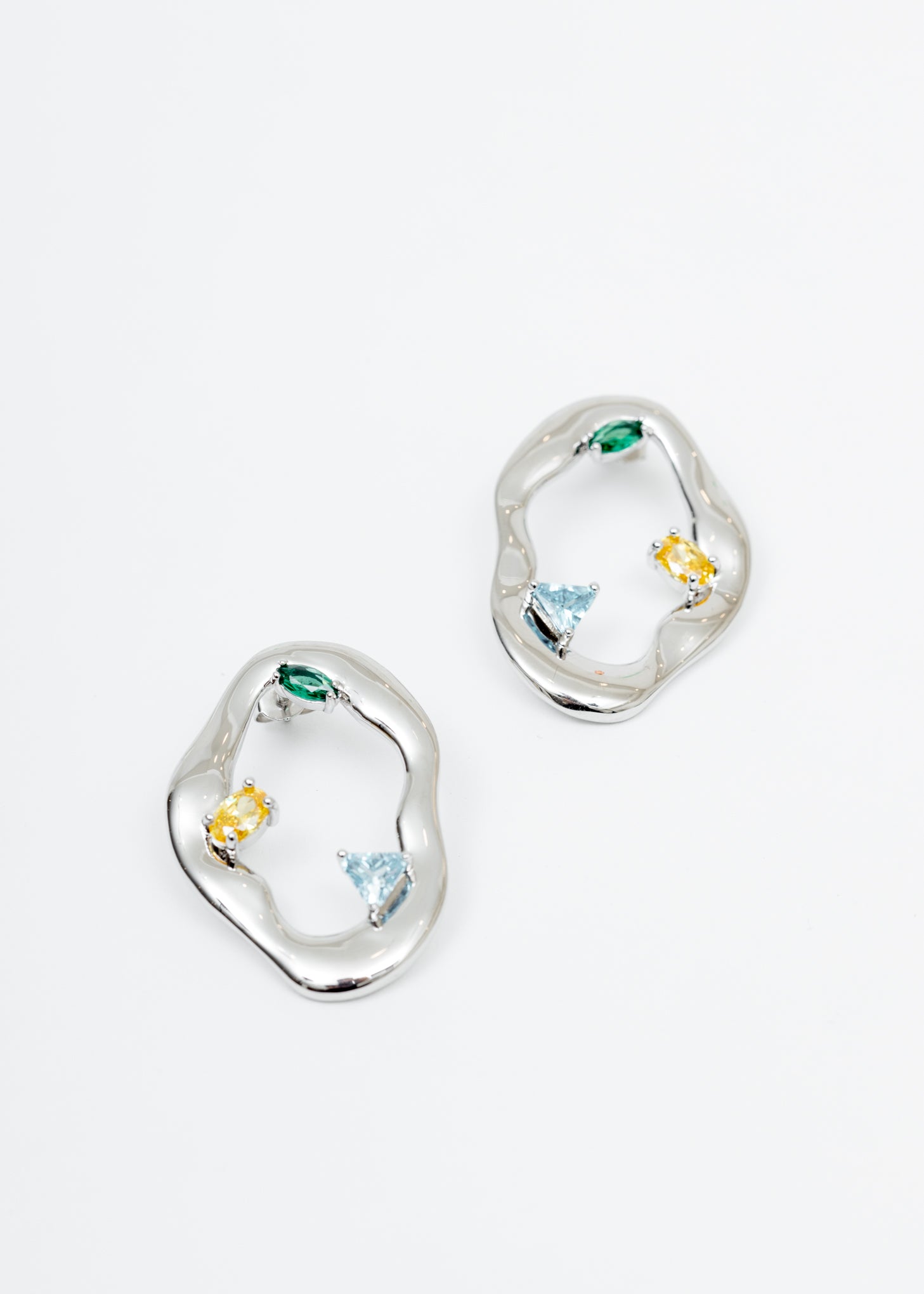 White Gold Colour Cell Division Earring – 017 Shop